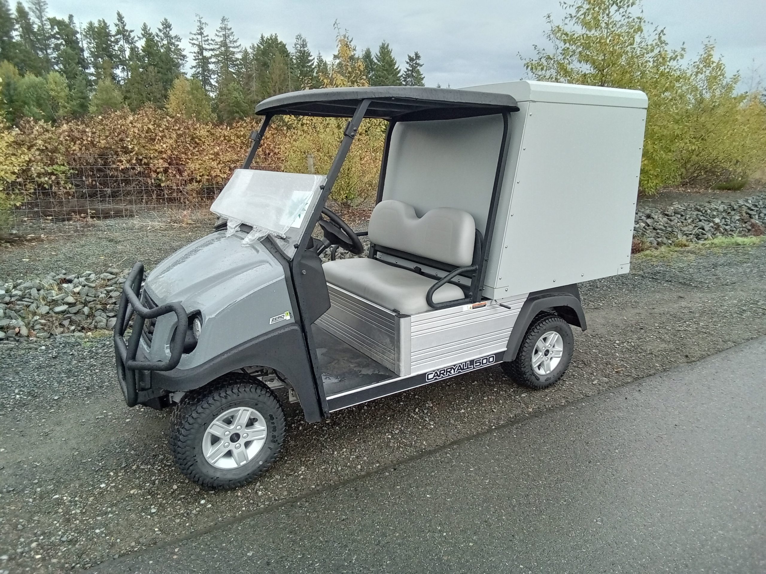 2023 Carryall 500 Electric with Van Box - Isle Golf Cars Inc.